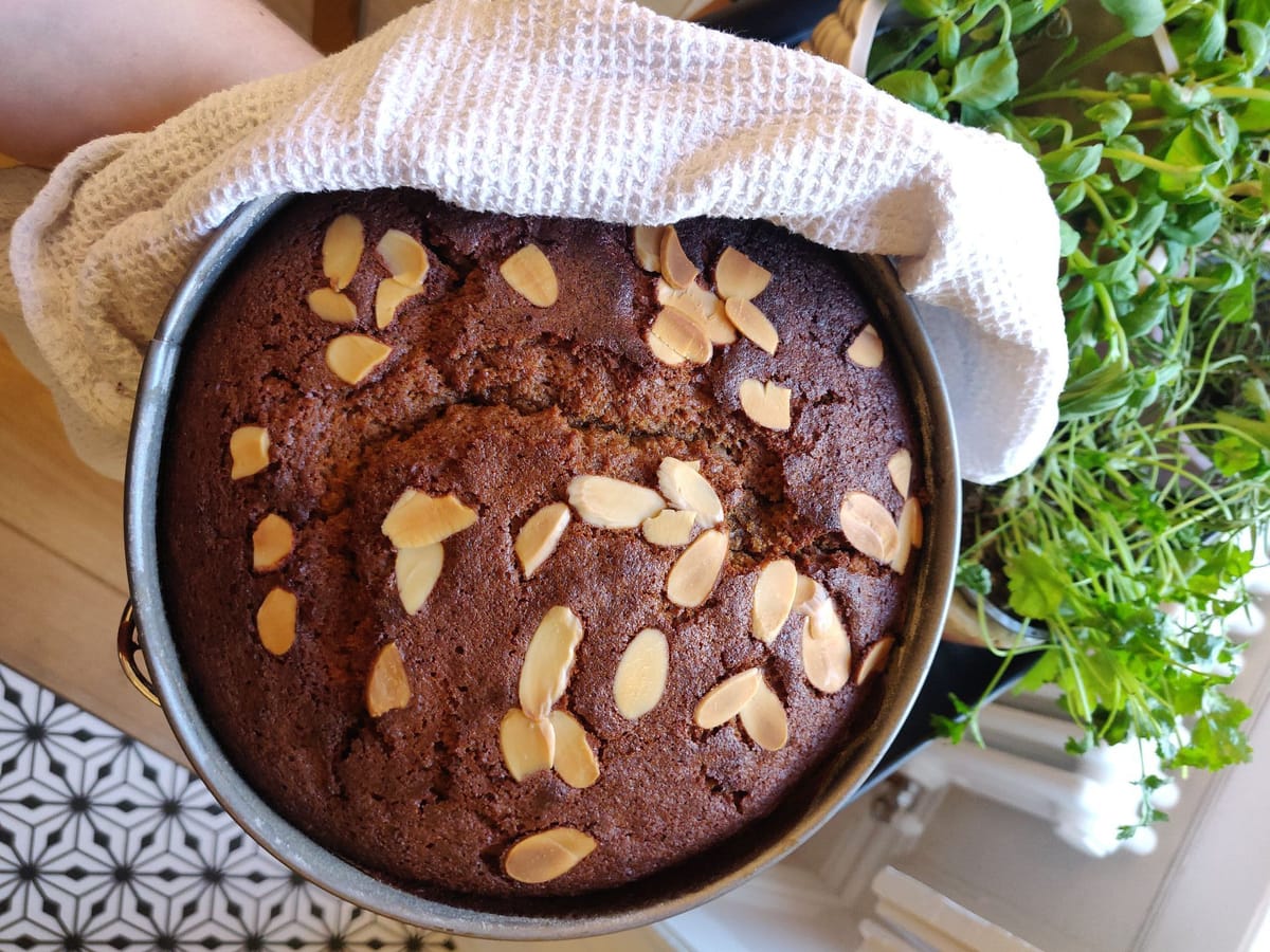 Traditional Jewish Honey Cake